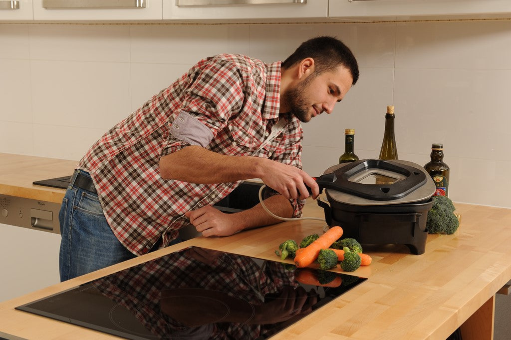 Electric baking pot ETA Pečenka 0133 90000 black/inox – ETA since 1943